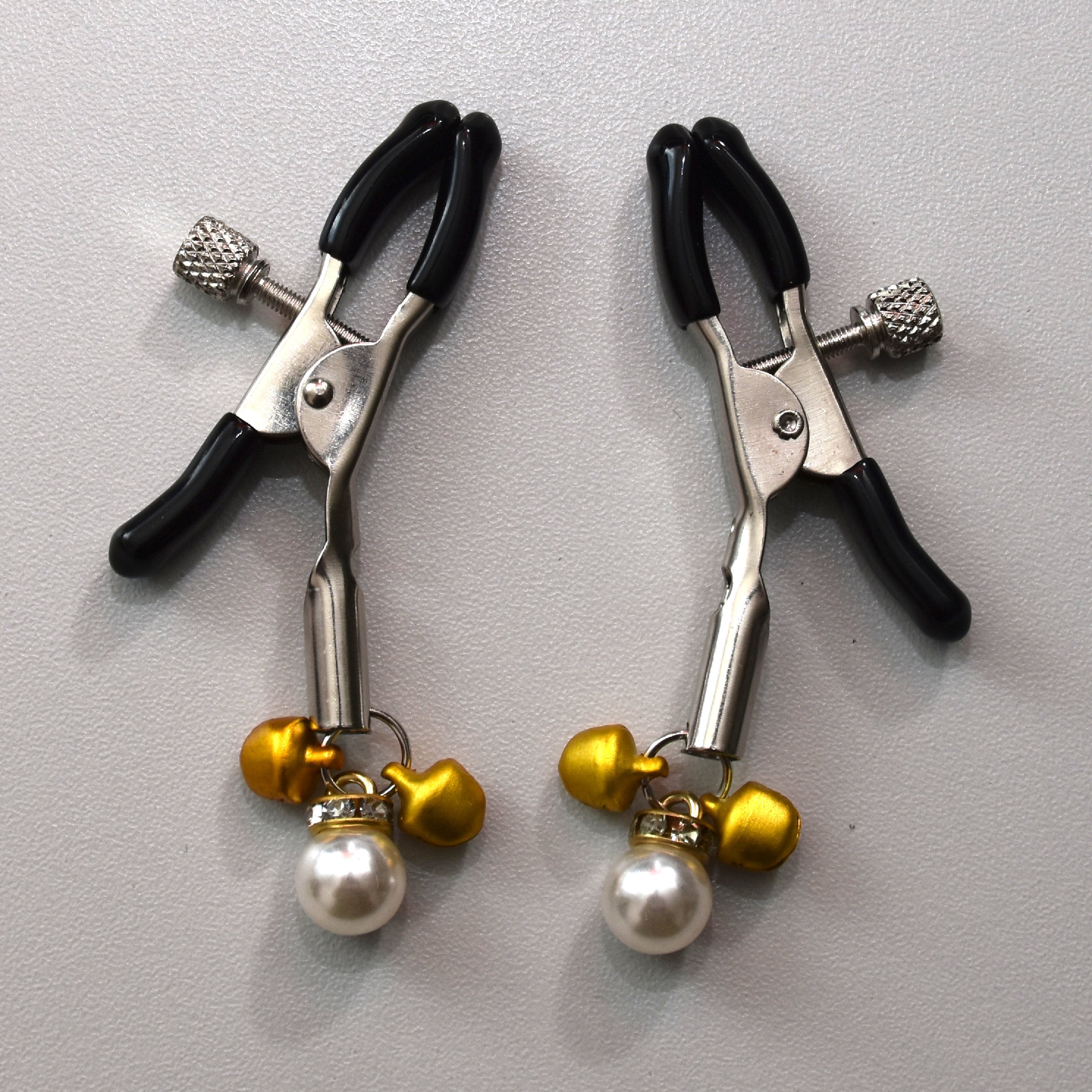 Nipple clamps with bells and pearls