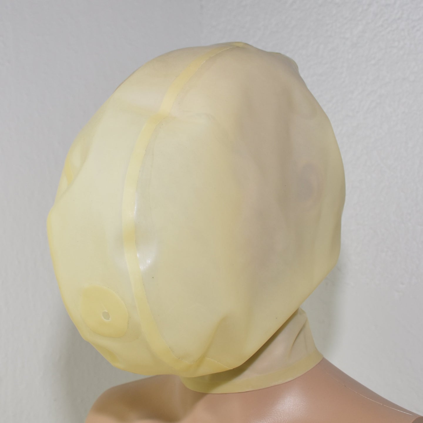 Balloon mask breathing control